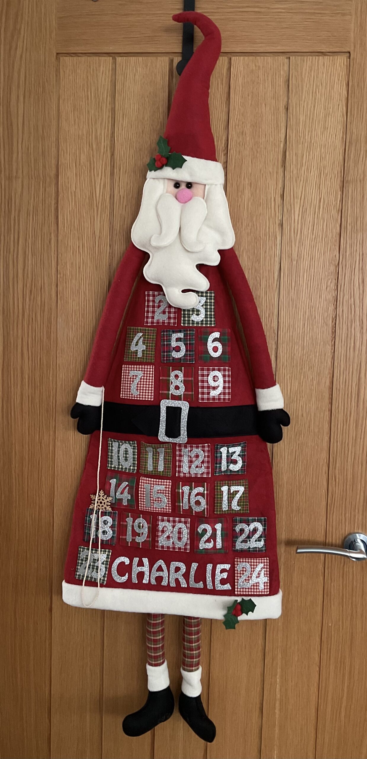 Santas Countdown To Christmas Advent Calendar – Endless Thread Design